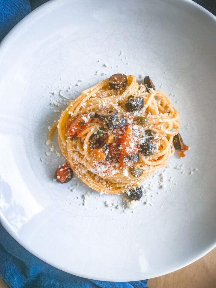 Spaghetti Alla Puttanesca Recipe: Authentic Italian Pasta