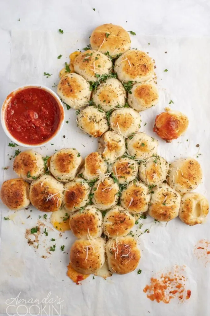 47 Easy Christmas Snacks for the Holiday Season - The Bella Vita