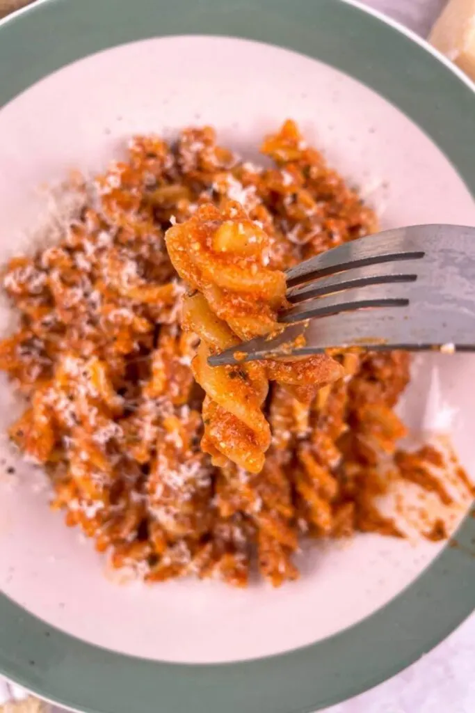 Creamy Italian Pink Sauce Pasta Recipe - The Bella Vita